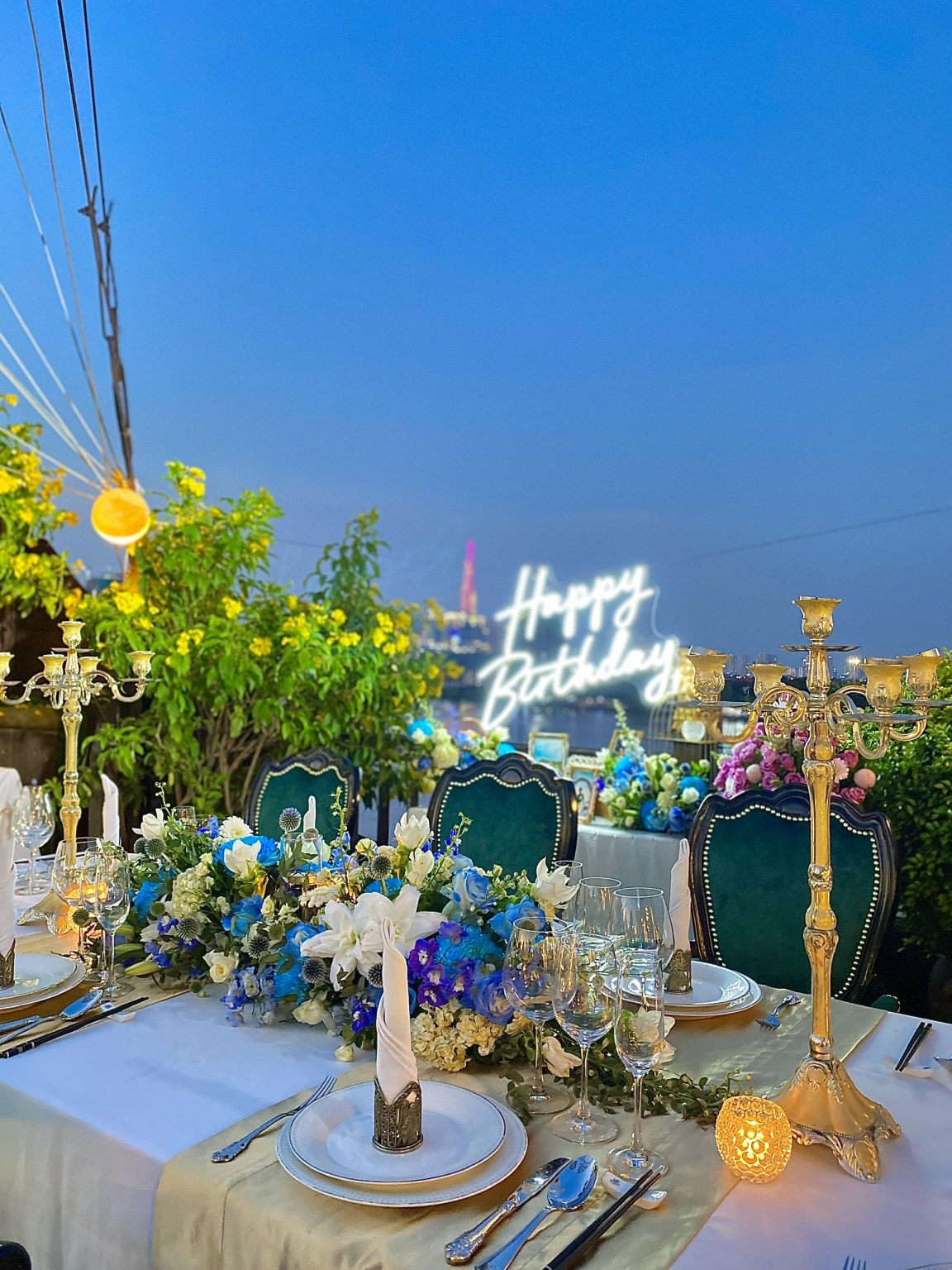 Elisa Floating Restaurant - Asia's most unique floating restaurant
